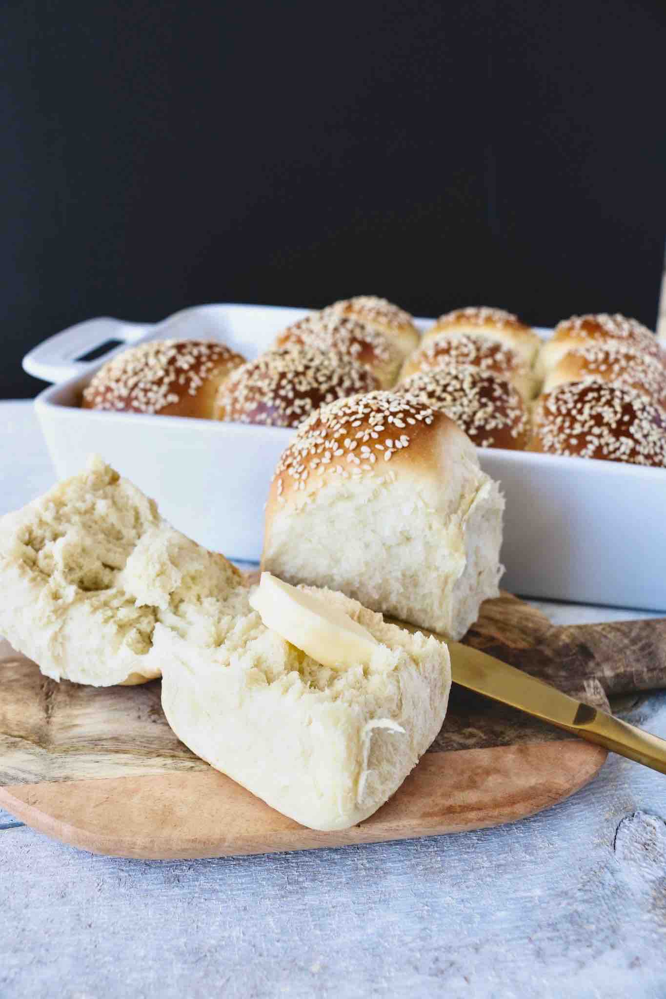 Honey Sesame Dinner Rolls - A Dash Of Wholesome